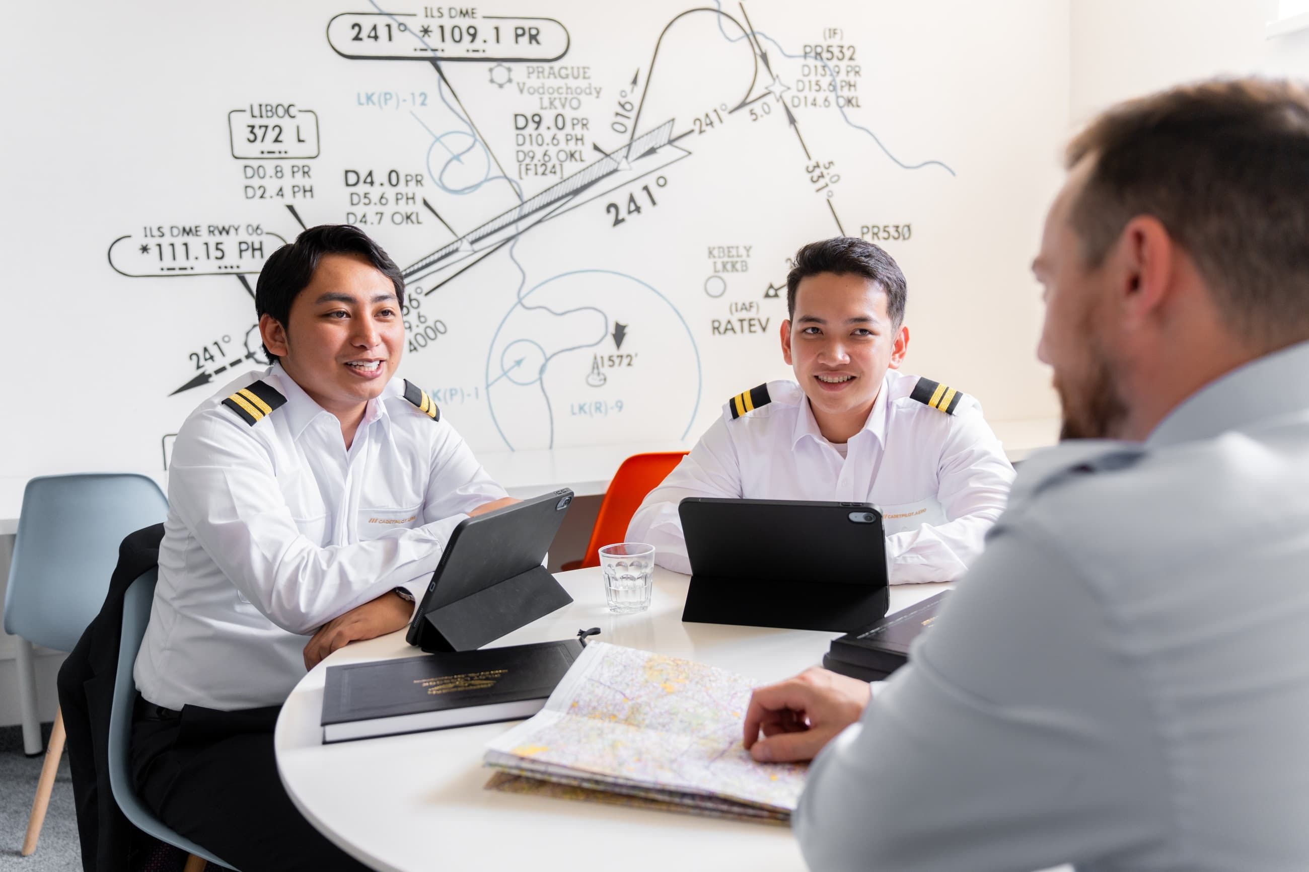 Home [www.cadetpilot.aero]